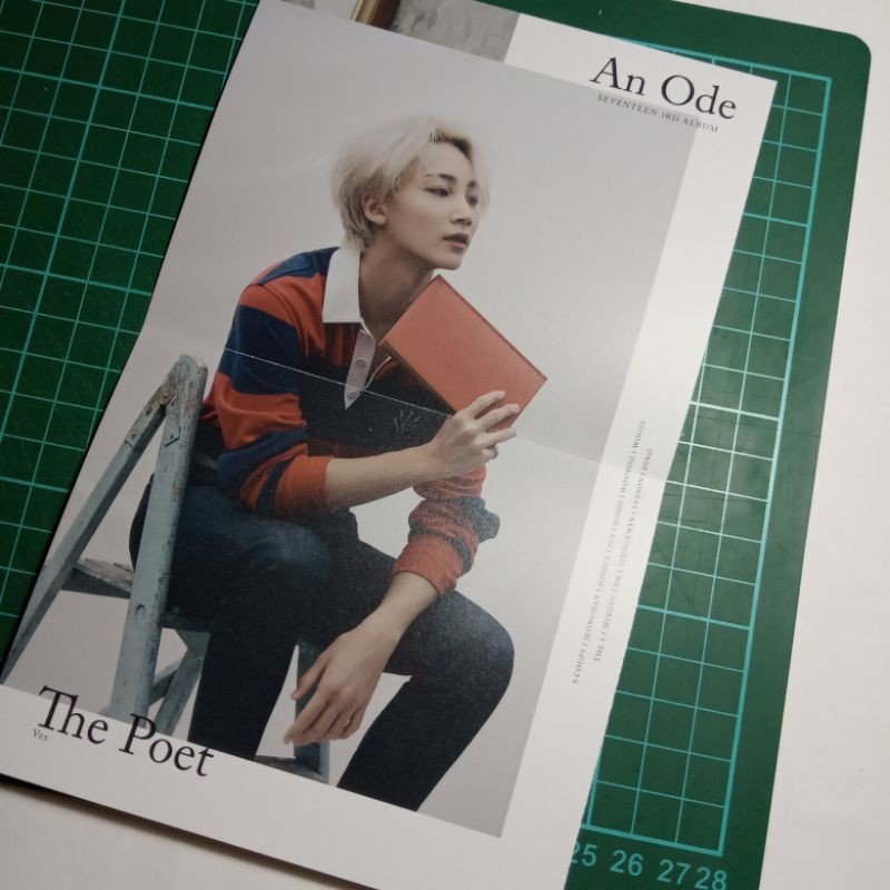 Jual Folded poster Jeonghan Seventeen An Ode | Shopee Indonesia