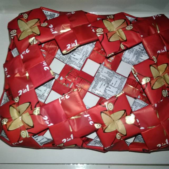 Jual Tempat Tissue Daur Ulang Bungkus Kopi GoodDay Mocacino | Shopee ...