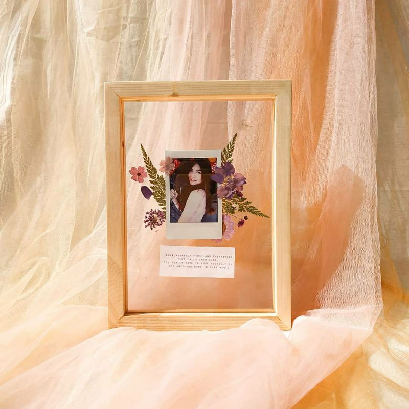 Jual Bingkai foto bunga kering Aesthetic/ Pressed flower frame (2D ...