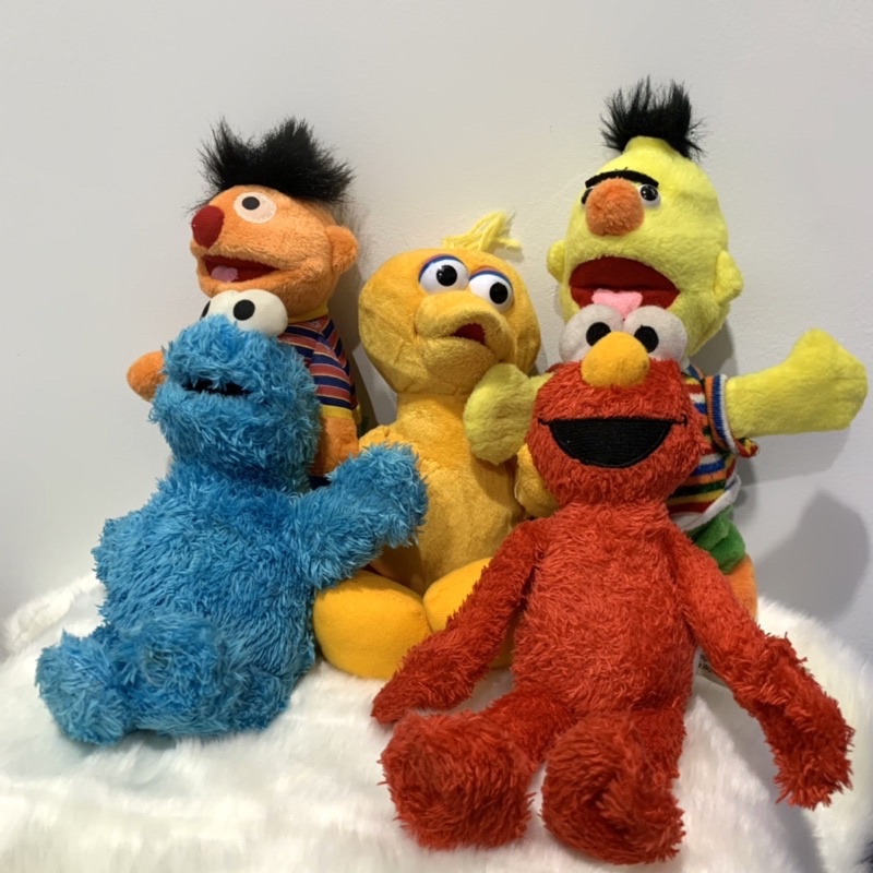 Jual boneka sesame street / elmo / big bird / cookie monster / bert ...