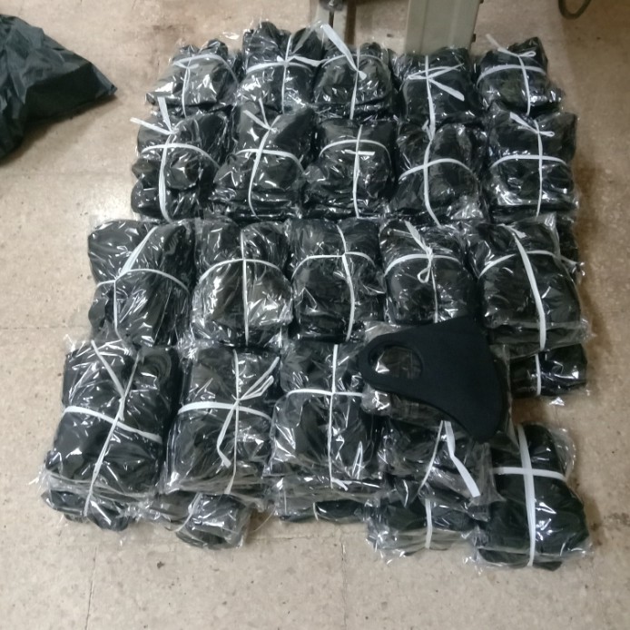 Jual MASKER SCUBA HITAM ONLY GRAMASI 280 PACKING PLASTIK | Shopee Indonesia