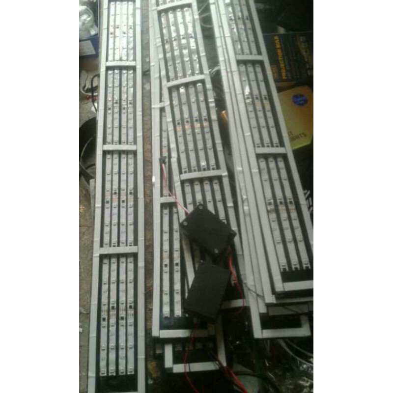 Jual lampu led strobo kaca truk bus rgb gelombang | Shopee Indonesia