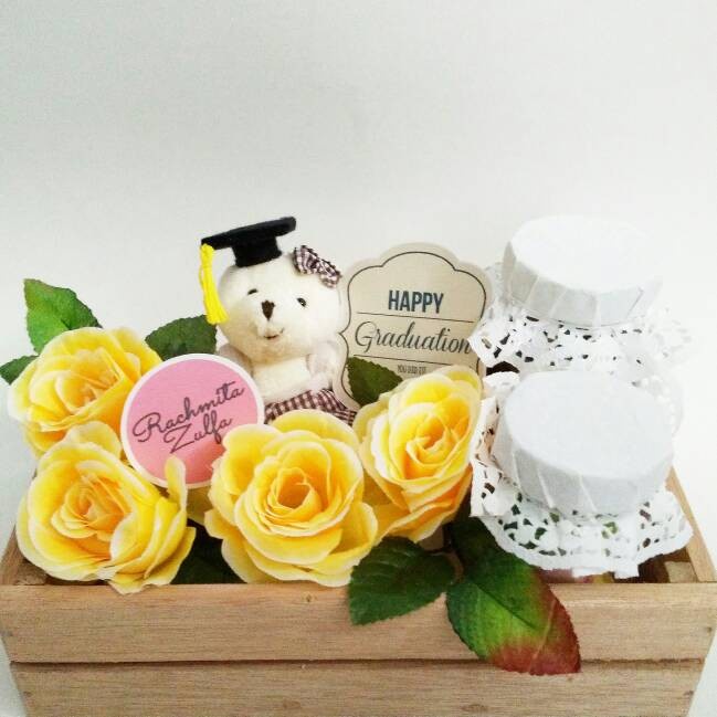 Jual WISUDA-BONEKA- PARCEL GRADUATION KADO WISUDA UNIK BONEKA TEDDY ...