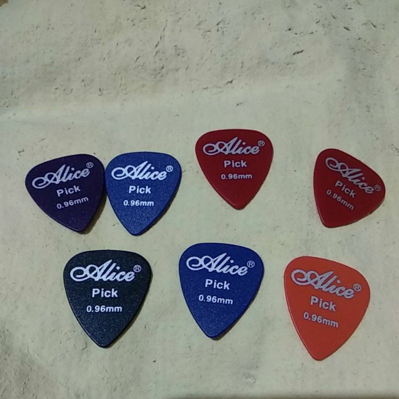Jual Pick Gitar Alice Uk 0.96 mm | Shopee Indonesia