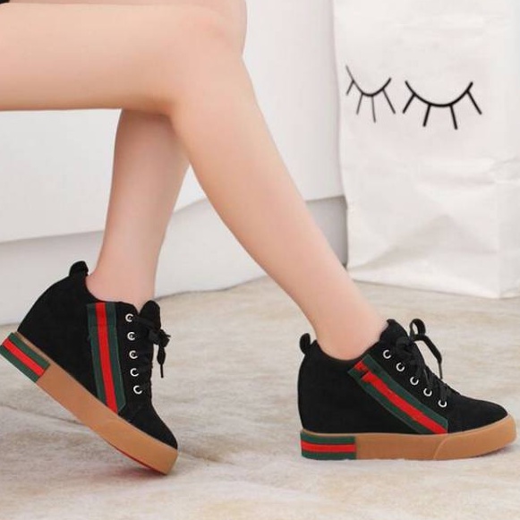 Jual SEPATU WANITA KEKINIAN SHOES SNEAKER WANITA SEMI BOOTS FASHION ...