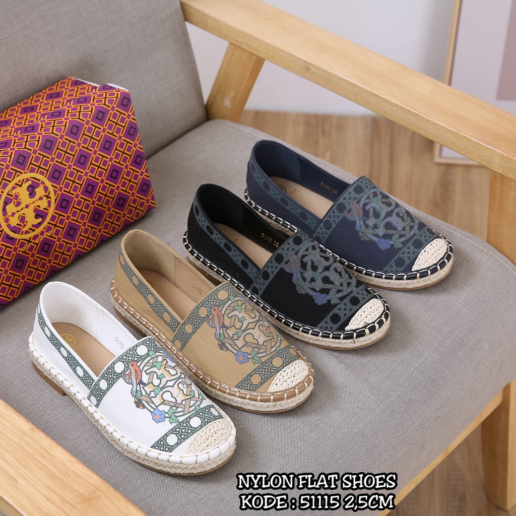 Jual NYLON FLAT SHOES 51115 | Shopee Indonesia