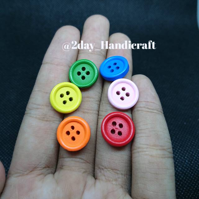 Jual Kancing Kayu Scrapbook Warna Warni - Kancing Unik | Shopee Indonesia