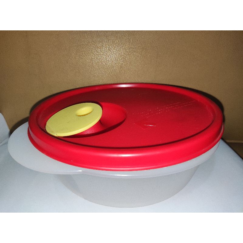 Jual TUPPERWARE RED CONTAINER LUNCH BOX ORIGINAL | Shopee Indonesia