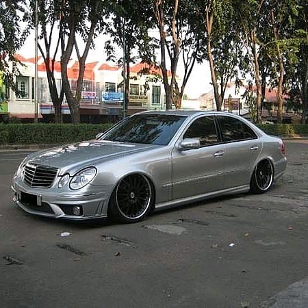Jual Bodykit mercedes w211 AMG . Bebas Ongkir Jawa only High Quality ...
