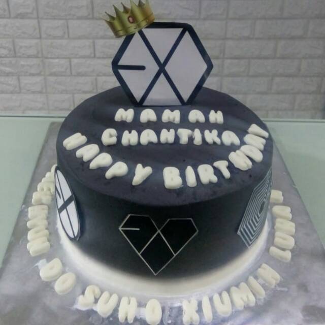 Jual Tart karakter / custom cake / kue ulang tahun murah / birthday ...