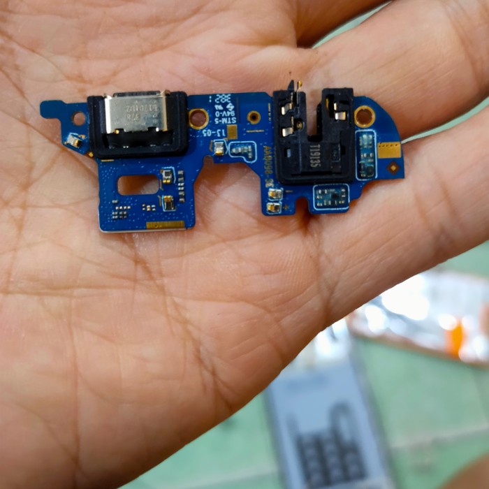 Jual papan cas realme 8i original copotan board charger realme 8i pcb ...