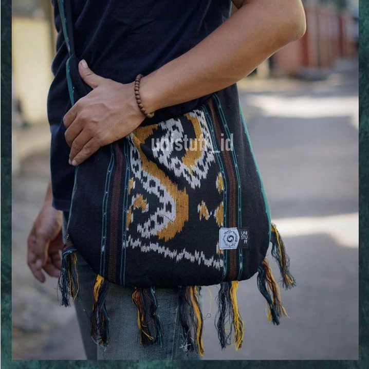Jual Tas Selempang Tenun Etnik Pria khas Lombok Toraja Original ...