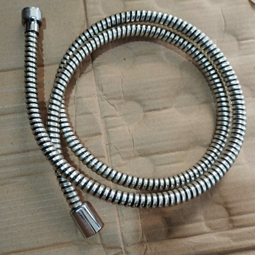 Jual PERTUKANGAN LEDENG SELANG FLEXIBLE SHOWER TOTO ORI (BEKAS ...