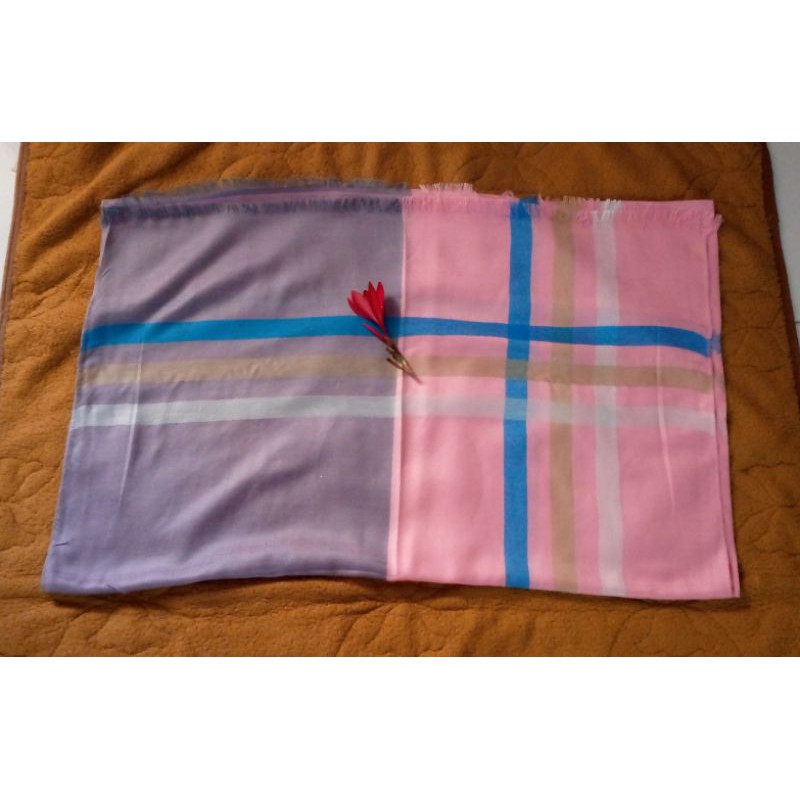 Jual Pashmina Persegi Panjang 2 Warna (Pink-Abu) | Shopee Indonesia