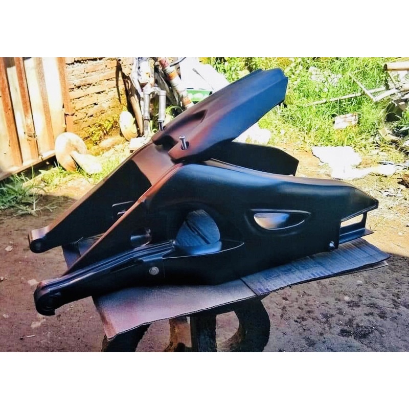 Jual Swing arm Custom R1 M Cbr150r GSX150 R15v3 Xabre Cb150r MX king ...