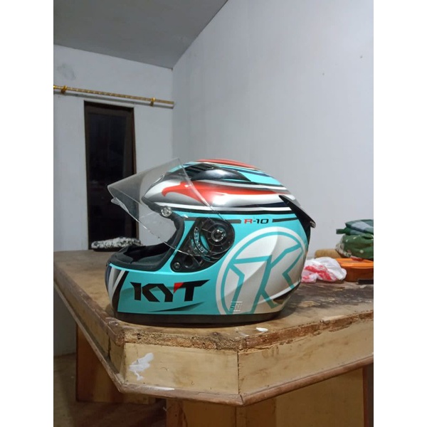 Jual helm kyt R10 | Shopee Indonesia
