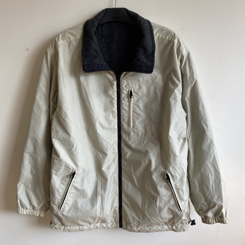 Jual uniqlo reversible jacket parasut & polar | Shopee Indonesia