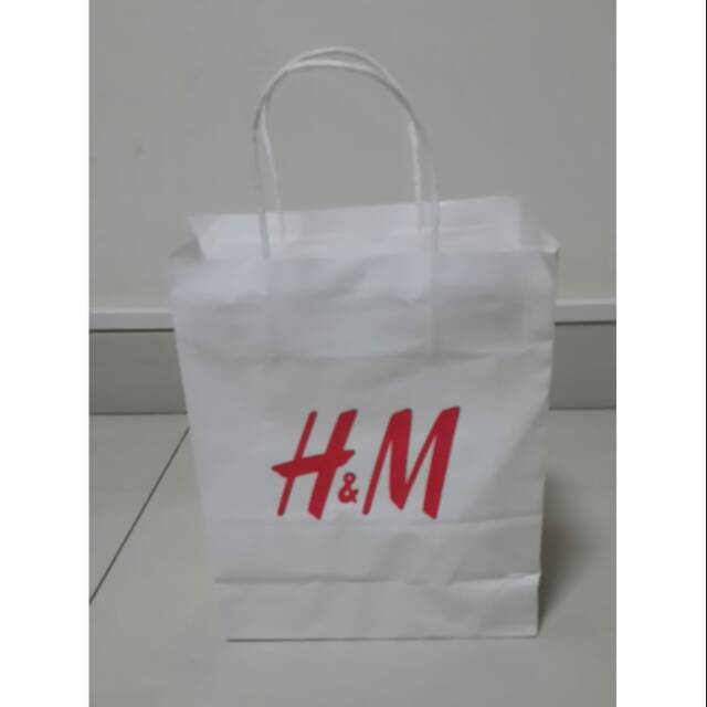 Jual Paper bag H&M ukuran Large atau Medium | Shopee Indonesia