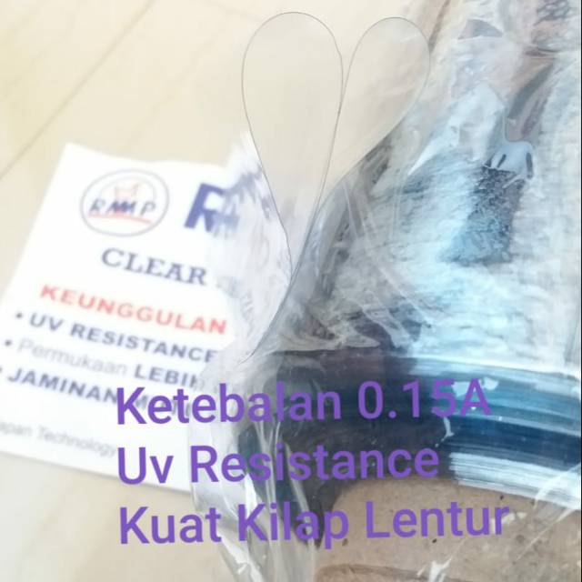 Jual PLASTIK MIKA PVC LENTUR BENING TIRAI TAPLAK MEJA SAMPUL BUKU LKS ...