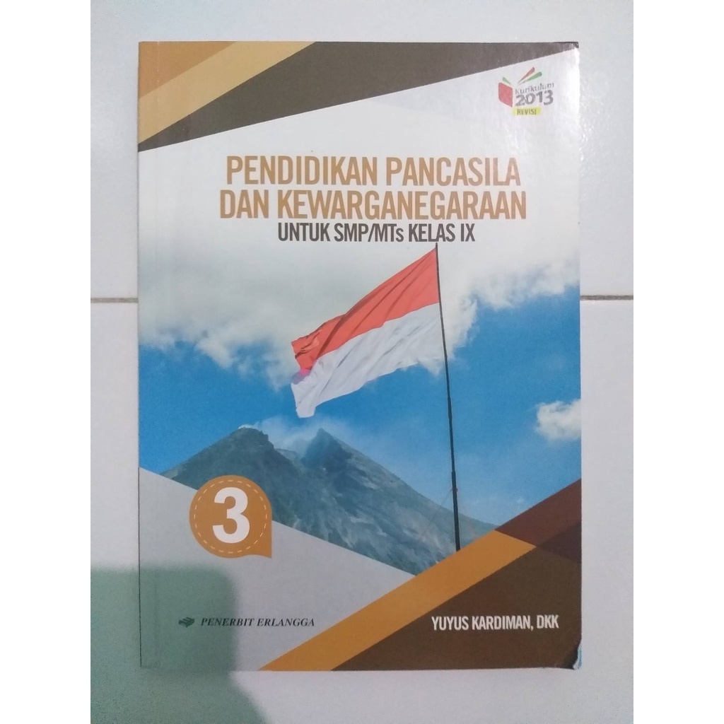 Jual Buku Pendidikan Pancasila dan Kewarganegaraan (PKN) untuk SMP/MTs Kelas IX ; Penerbit ...