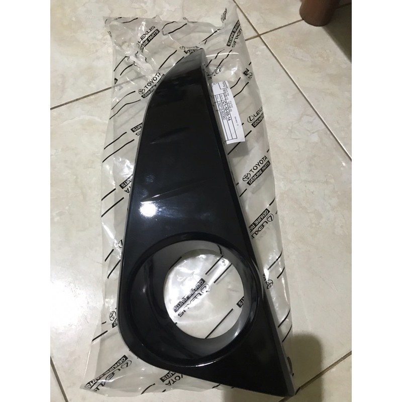 Jual Garnish Cover foglamp Calya Facelift 2020 Original Lh Kiri 52713 ...