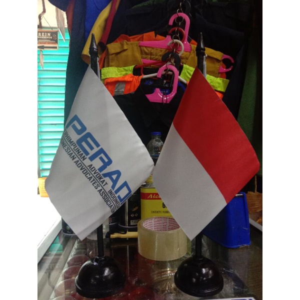 Jual bendera meja Peradi dan bendera meja Indonesia satu set free ...