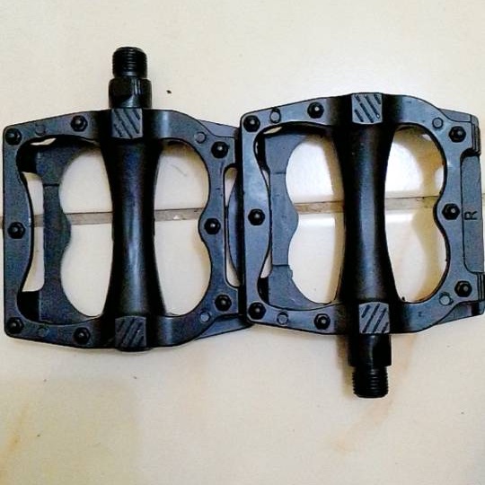 Jual Pedal Sepeda Alloy A05 DU Bearing. Pedal Sepeda Gunung MTB Seli ... Jual Pedal Sepeda Alloy A05 DU Bearing. Pedal Sepeda Gunung MTB Seli ...