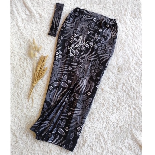 Jual Rok Jarik Batik Wiru/Wiron dan rok span wisuda kondangan | Shopee ...