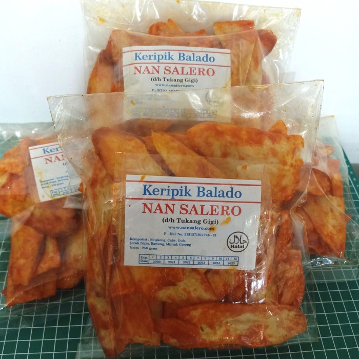 Jual NEW Keripik Singkong Balado Nan Salero Oleh-oleh Khas Padang 250 ...