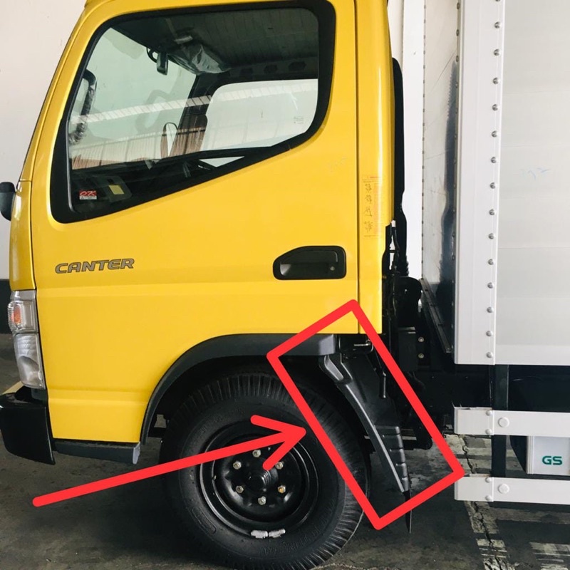 Jual Spakbor depan canter / mud guard canter / ceret / penahan lumpur ...