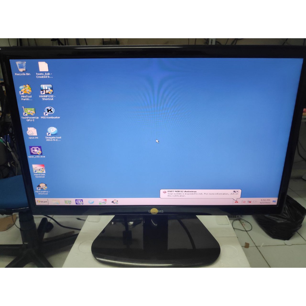 Jual LED Monitor Komputer 22inch Wide FULL HD VGA DVI LED WIDE 22 inch ...