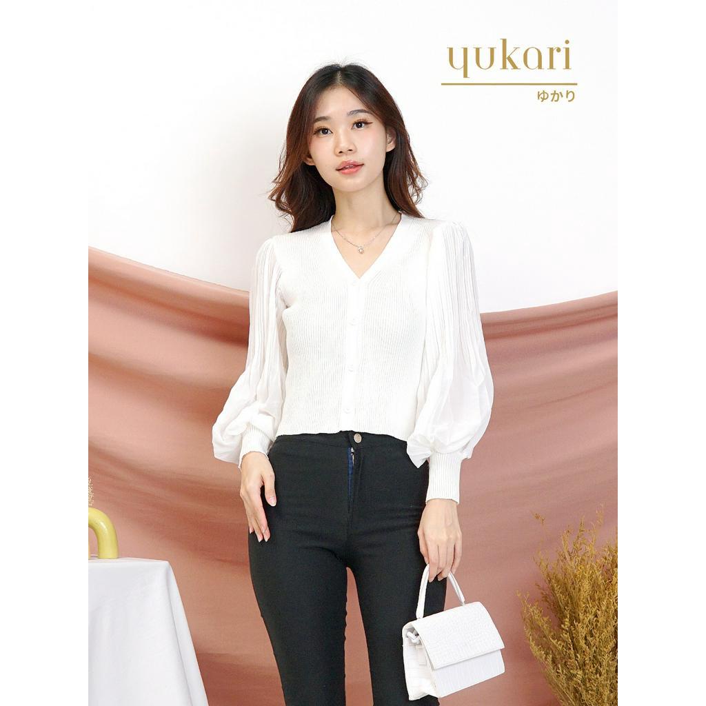 Jual [YUKARI.IDN] 앰버 AMBER TOP | Atasan Wanita Lengan Panjang Korean Premium Knit Rajut | Shopee ...