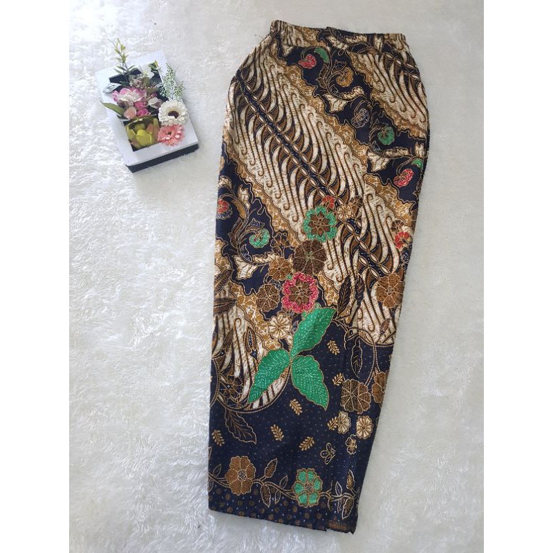Jual rok sepan batik putih ayu motif hokokai | Shopee Indonesia