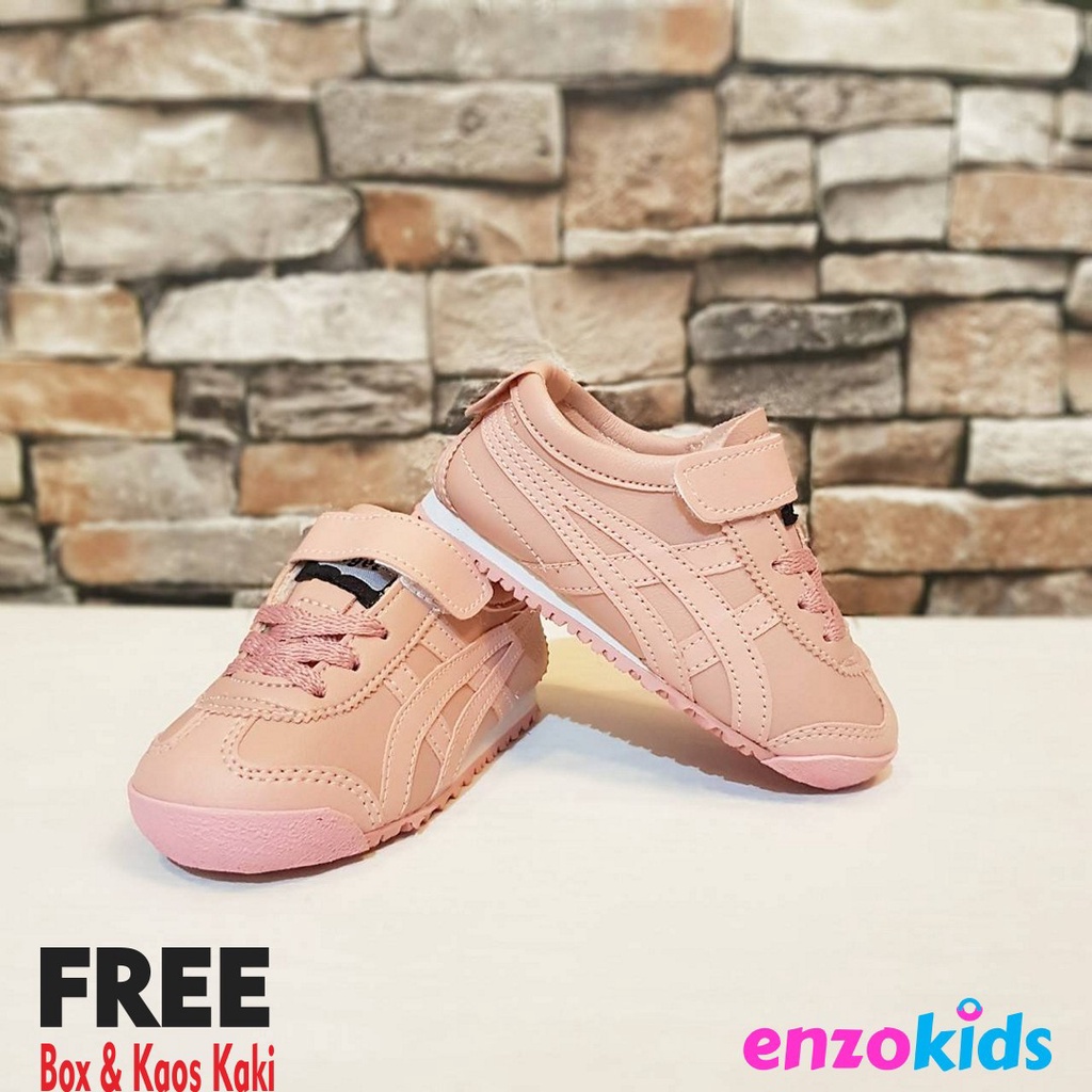 Jual Sepatu anak perempuan warna pink peach model perekat tali size ...