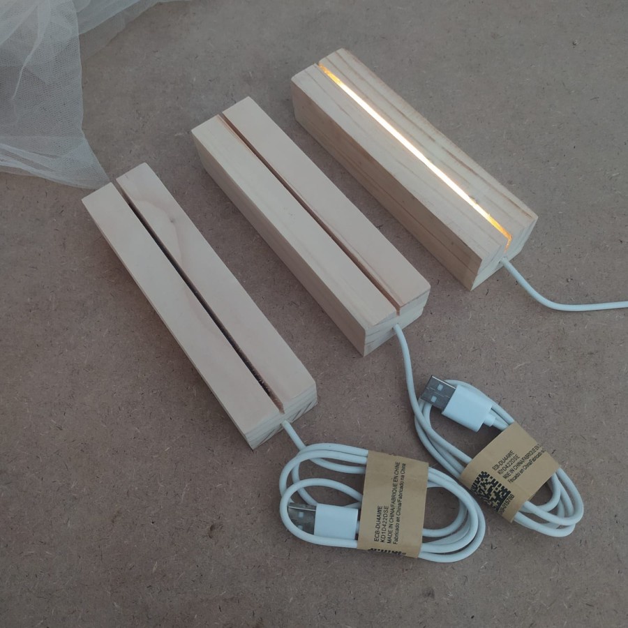 Jual Stand Akrilik LED | Frame Akrilik LED | Pegangan Frame Kayu 15 x 4 ...