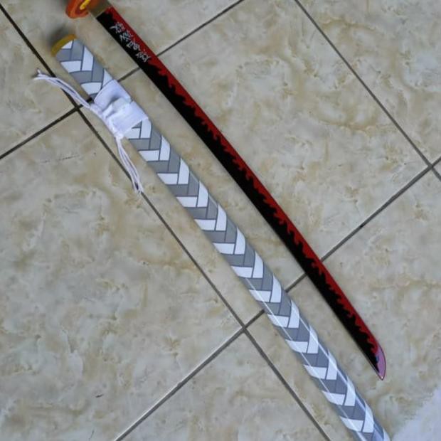 Jual MAINAN PEDANG COSPLAY Nichirin Katana Rengoku Dari anime kimetsu ...