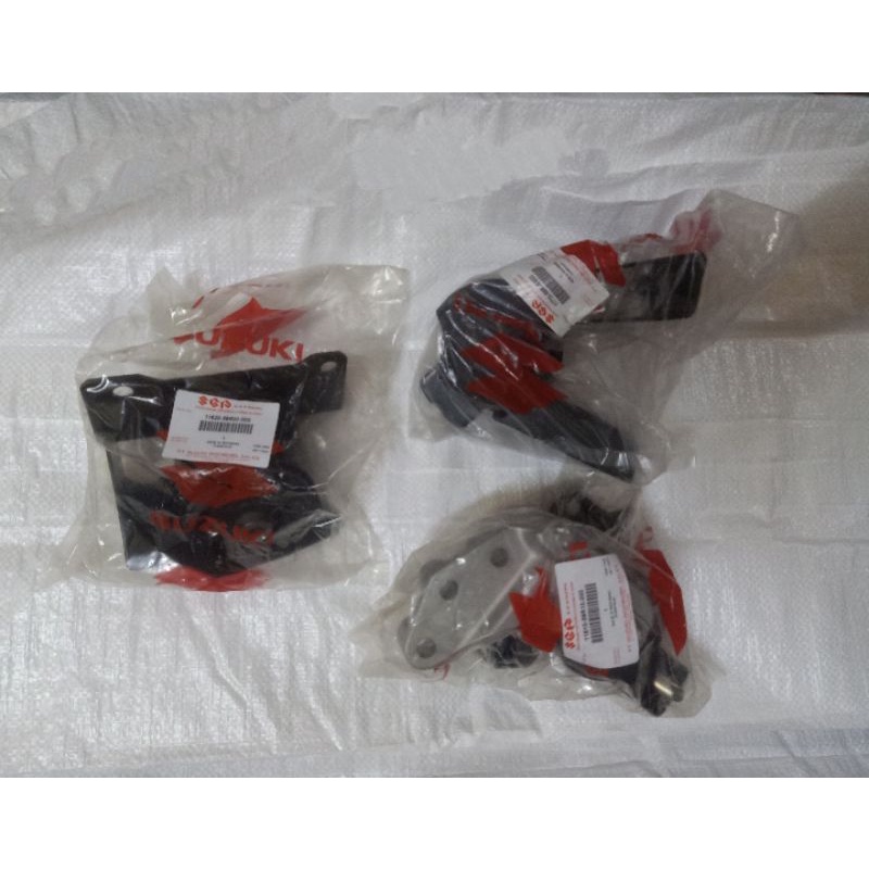 Jual Engine Mounting Ertiga Matic 2013 - 2017 3BH Original | Shopee ...