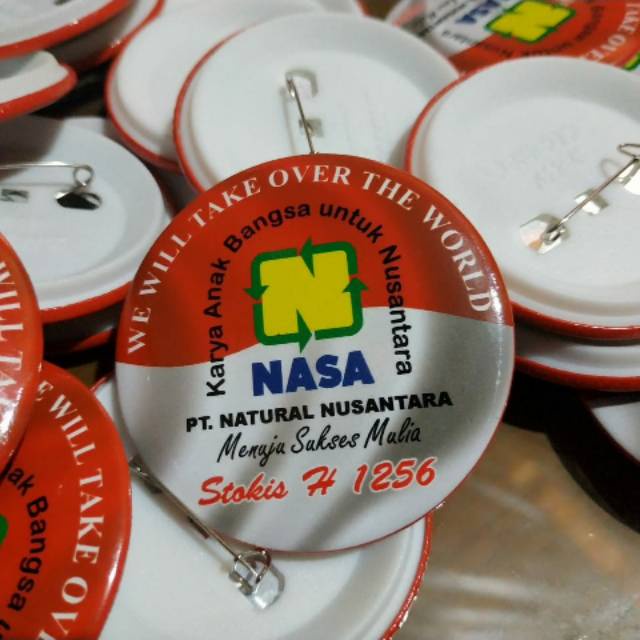 Jual JUAL Pin peniti Pusat Akrilik Semarang | Shopee Indonesia