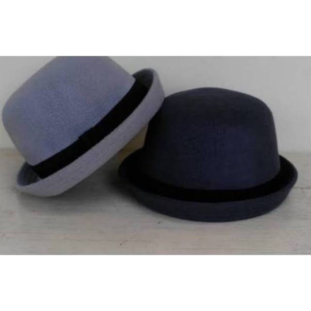 Jual TOPI CAPLIN UNTUK ANAK LAKI LAKI DAN PEREMPUAN USIA 4 - 7 TAHUNAN ...