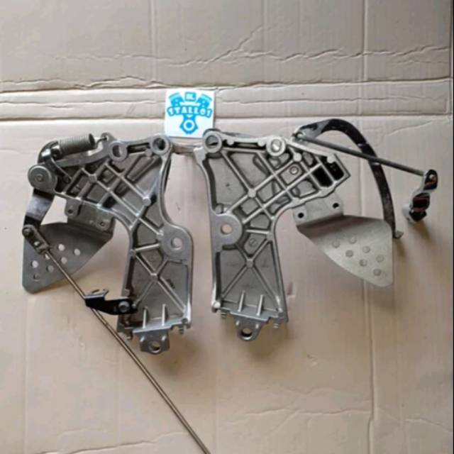 Jual Foot step footstep step depan pijakan kaki lengkap pedal rem ...