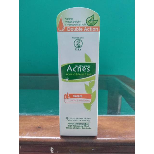 Jual Acnes Natural Care Oil Control And Whitening Cream 40gr Shopee