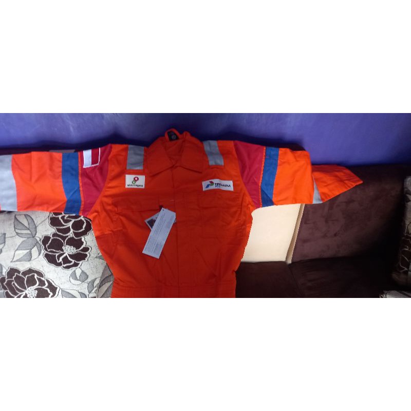 Jual NOMEX DUPONT pertamina list merah coveroll/werpak 100%original ...