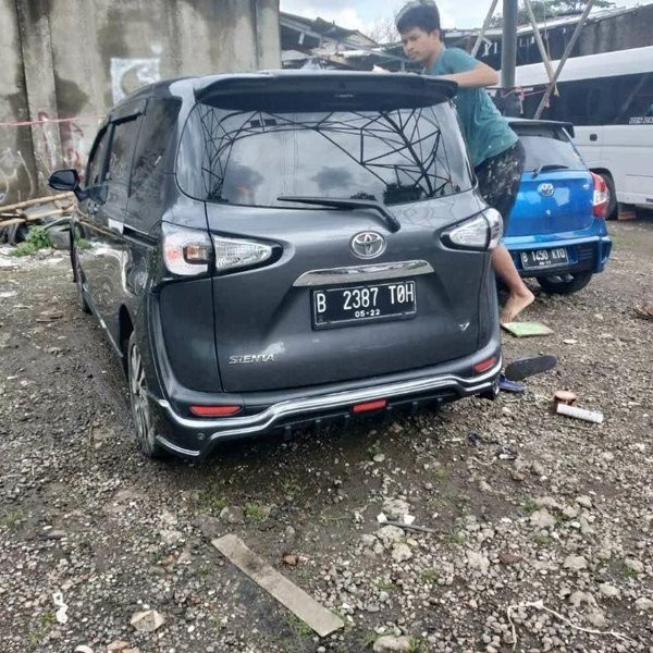 Jual bodykit sienta toyota sienta bumper bodykit sienta zeus promo ...