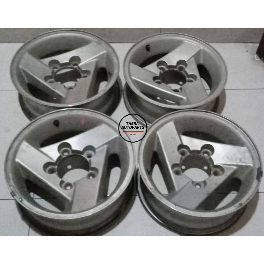 Jual Velg JDM Ring 15 R15 Suzuki Jimny Wide | Shopee Indonesia
