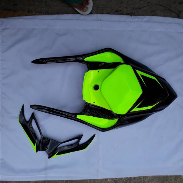 Jual body belakang model r6 new / r6 v2 / r6 baru + winglet buat yamaha ...