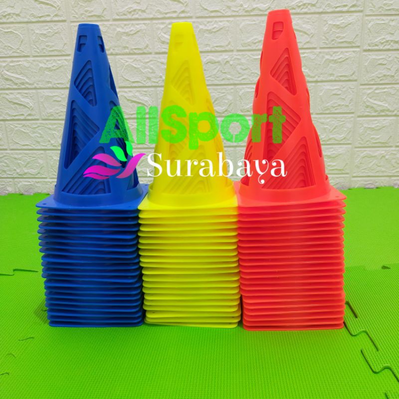 Jual CONE KERUCUT/CONE MENARA kun kerucut latihan lari sepakbola ...