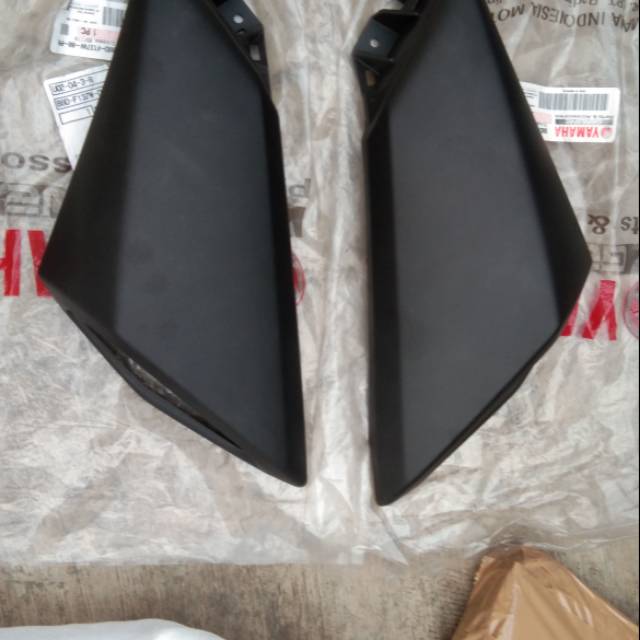 Jual Sayap tengki Mt15 kanan kiri original ygp | Shopee Indonesia