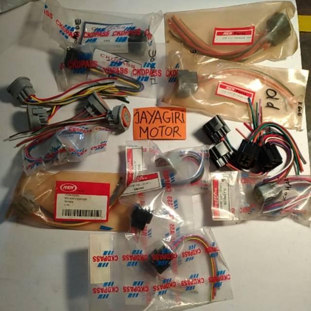 Jual 1 Socket CDI Smash Satria 2T 2Tak FU 150 Thunder Old New Spin ...