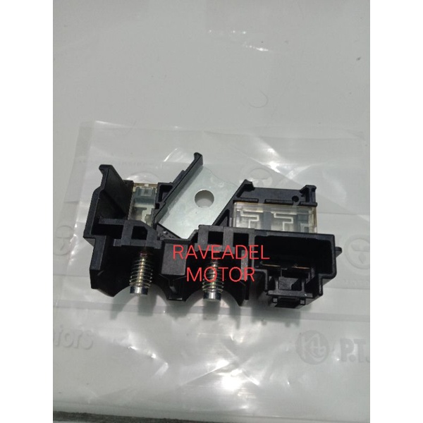 Jual FUSE BOX HITAM BOX SEKRING PUSAT FUSE BOX AKI MITSUBISHI CANTER ...