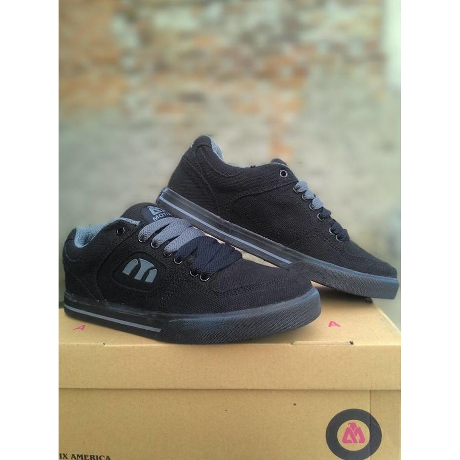 Jual PROMO SEPATU MOTIX AMERICA BLACK LOW ORIGINAL GAYA MODERN ANAK ...